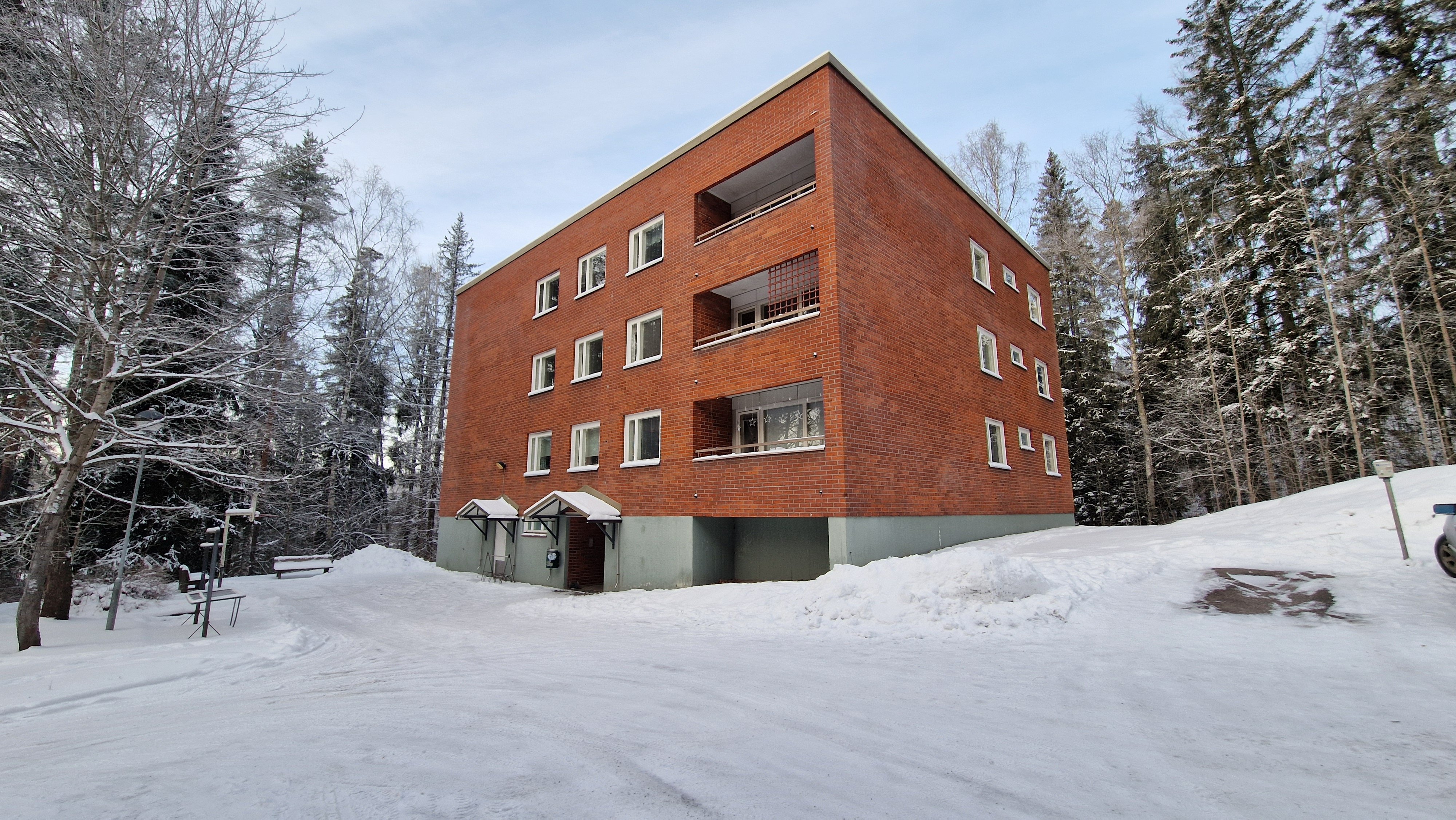 Vuokrataan | Myllymäenkatu 4, Lahti 15240 | 2h,k,kph/wc,vh | RE/MAX Noste